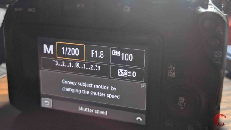 How to change the shutter speed on a Canon DSLR?
