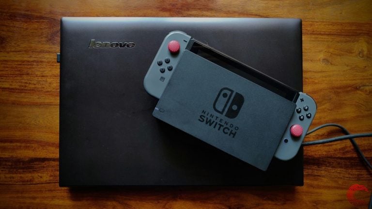 How to connect Nintendo Switch to a laptop?