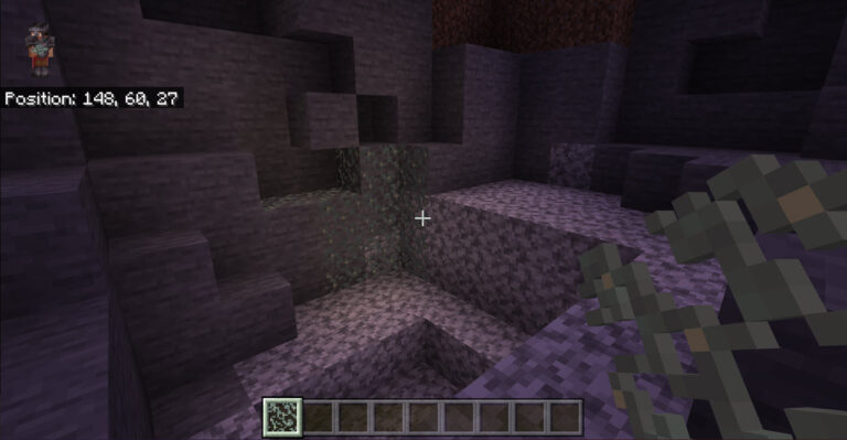 What does glow lichen do in Minecraft?