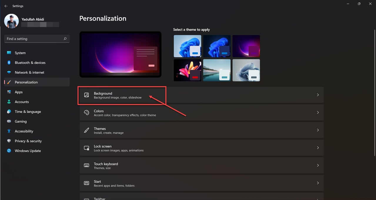 How to set different wallpapers on dual monitors on Windows 11?