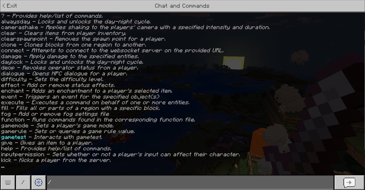 How to open chat in Minecraft?